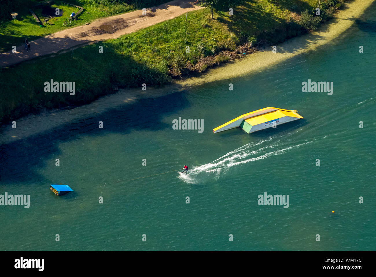 Water ski ramp hi-res stock photography and images - Alamy