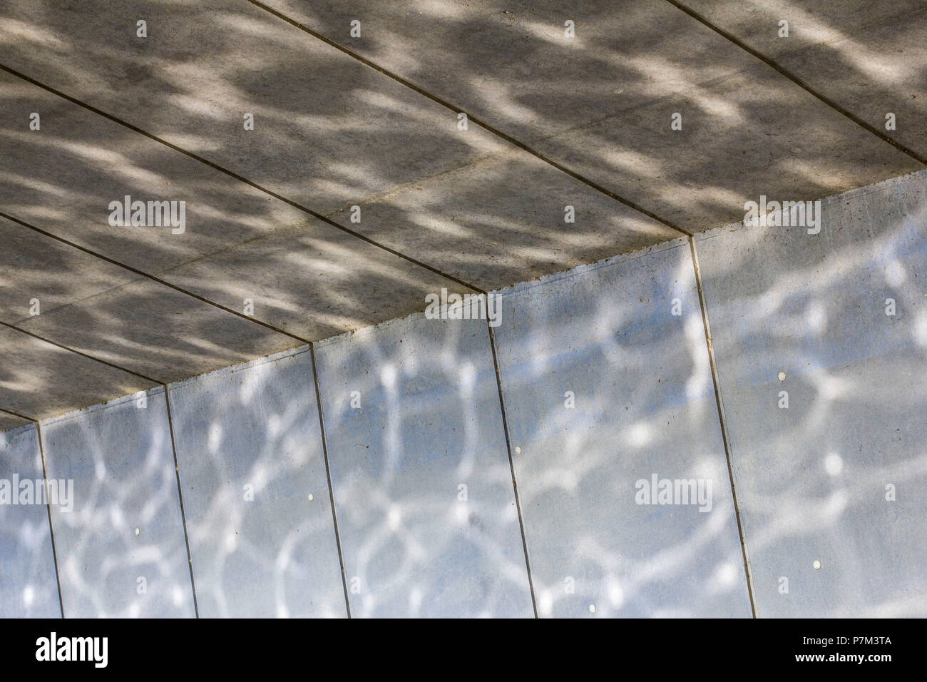 Lines and reflections hi-res stock photography and images - Alamy