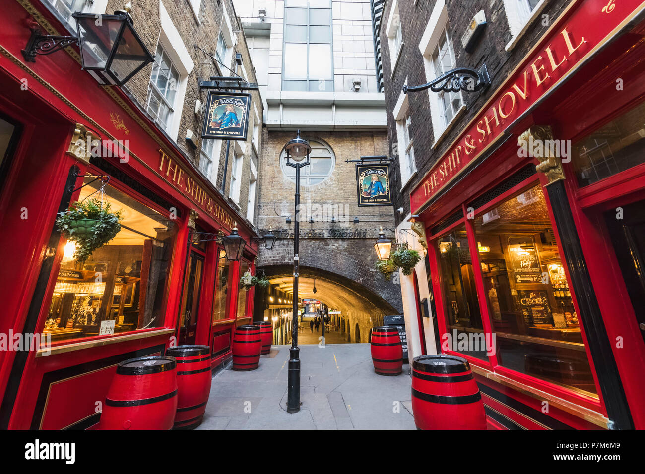 England, London, Embankment, The Ship and Shovell Pub Stock Photo - Alamy