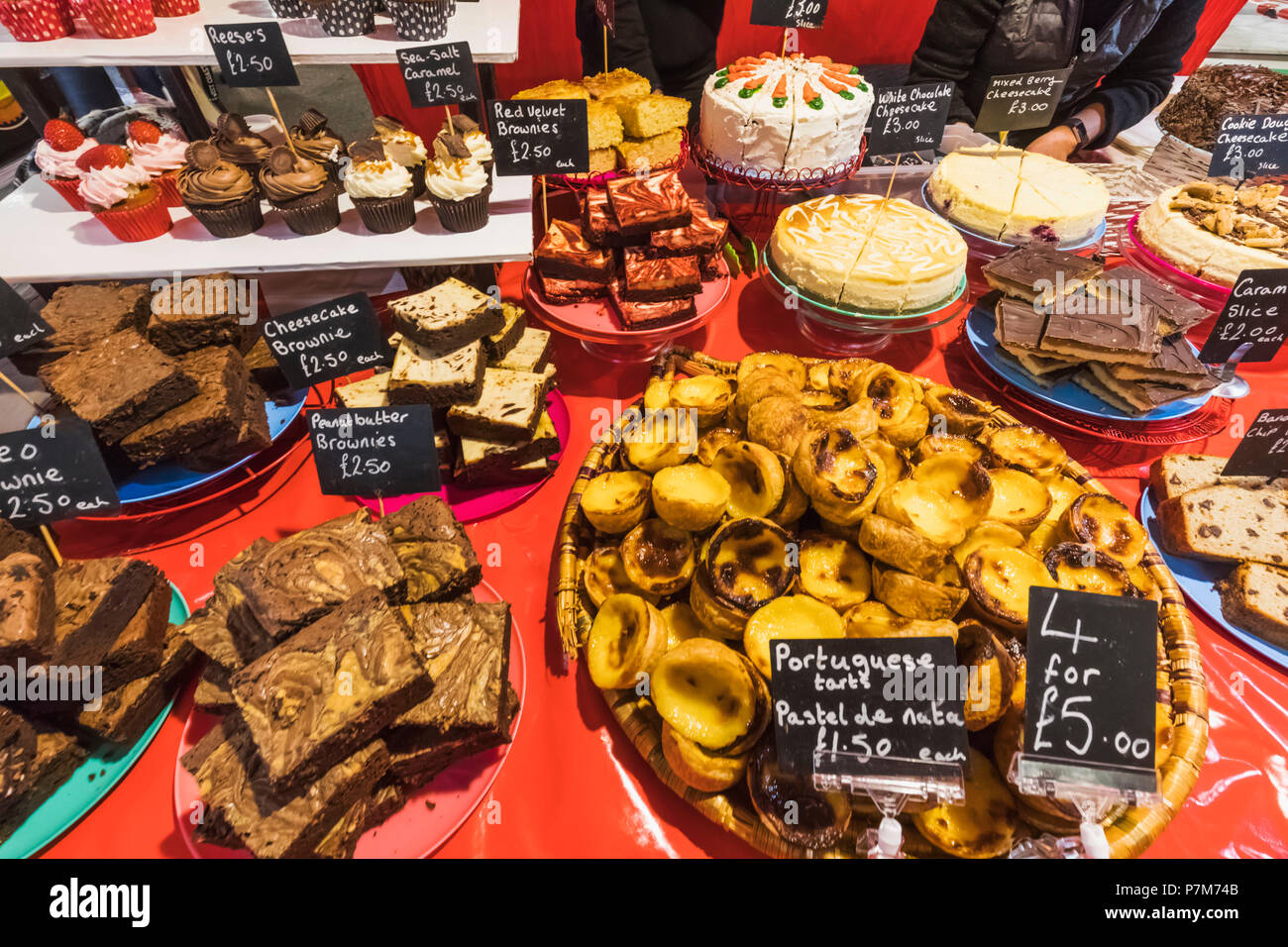 Cake stall hi-res stock photography and images - Alamy