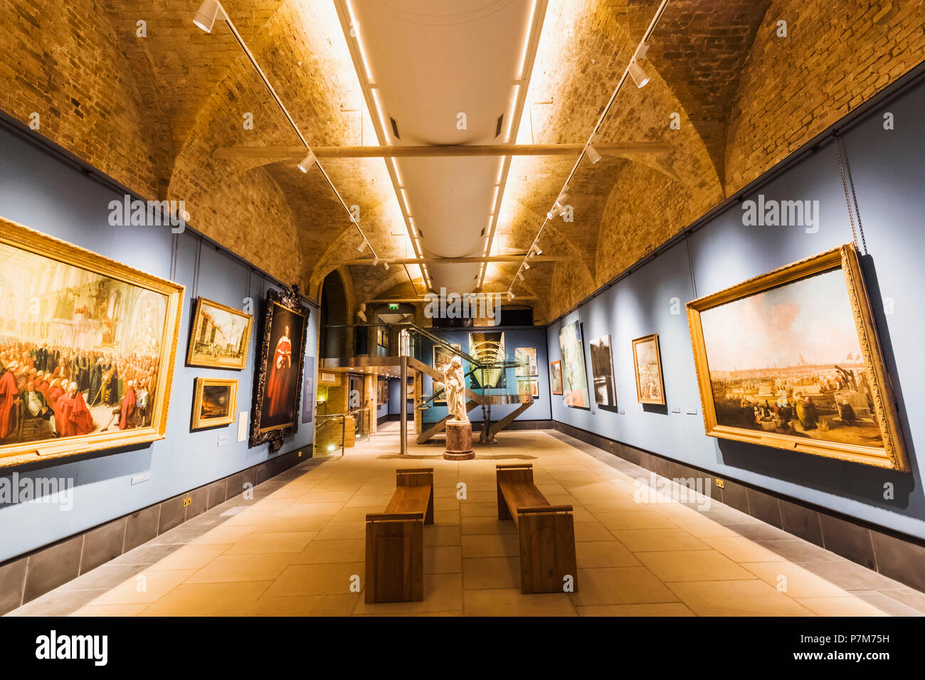 Guildhall london interior hi-res stock photography and images - Alamy
