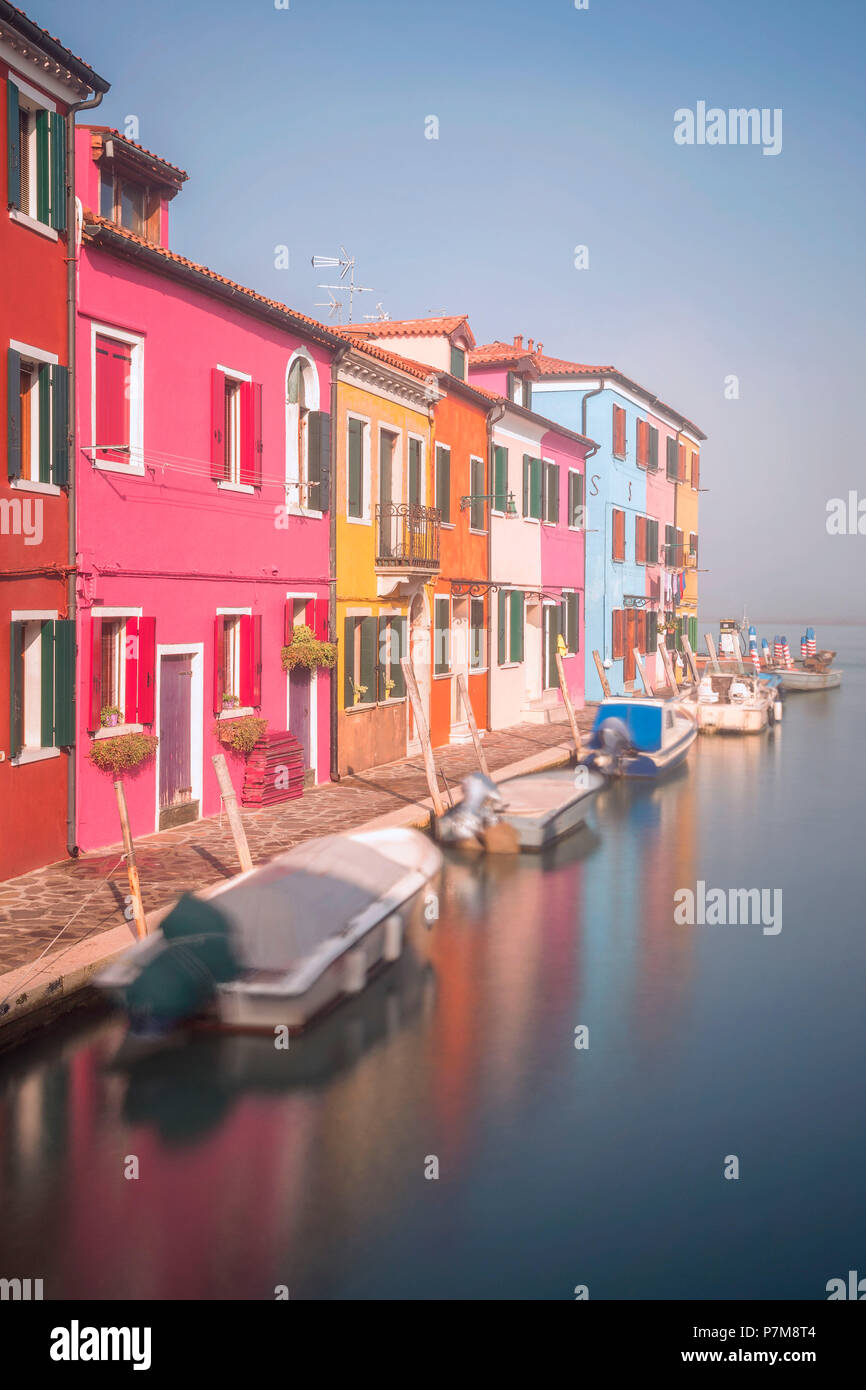 Italy burano colorful buildings hi-res stock photography and images - Alamy