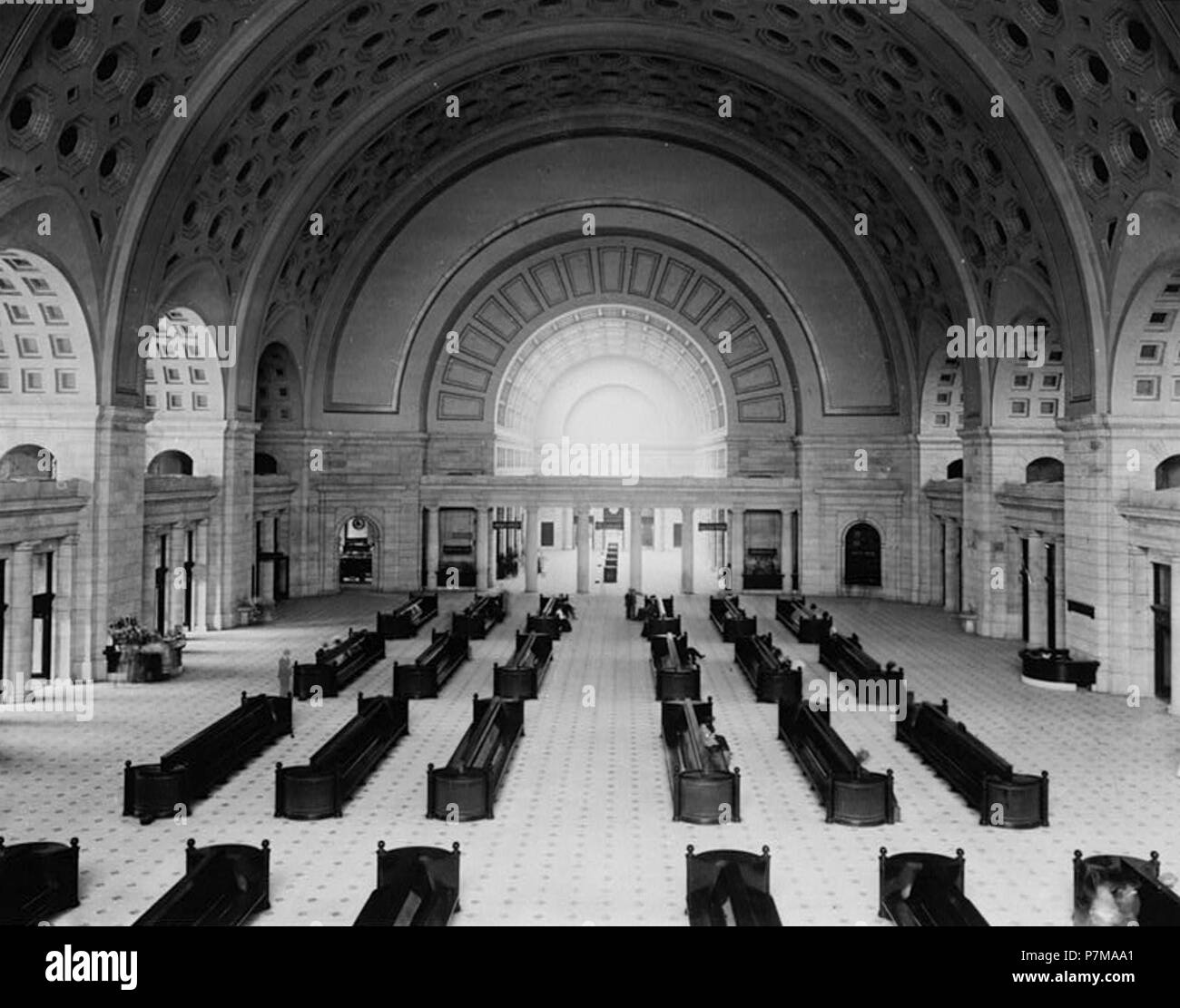 Waiting room interior vintage Black and White Stock Photos & Images - Alamy