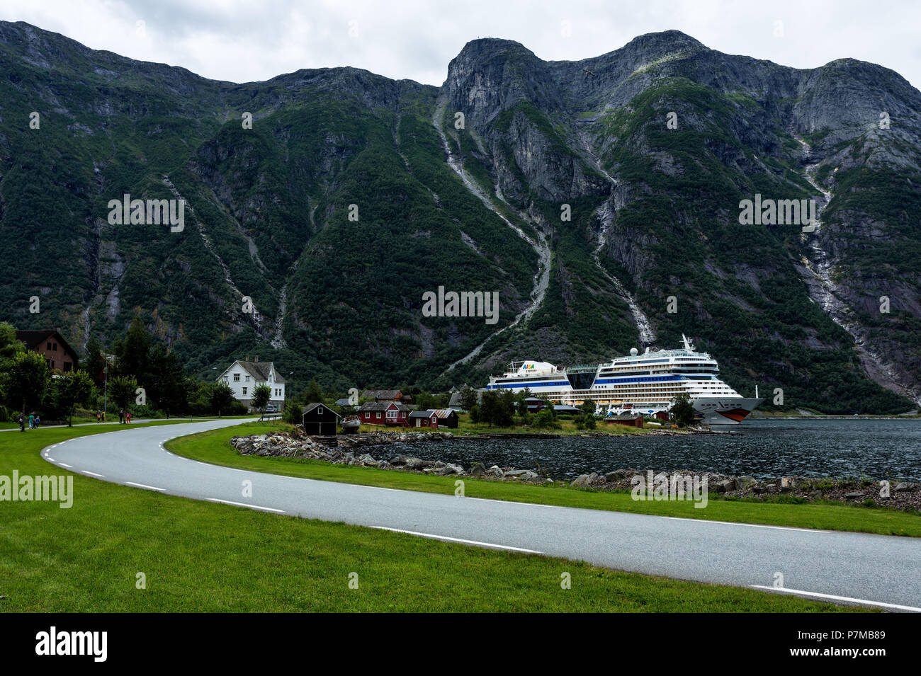 Landscape of Norway, Eidfjord Stock Photo - Alamy