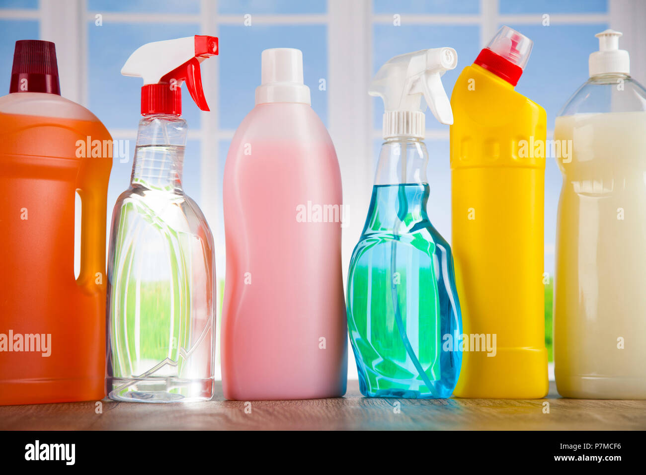 Set of cleaning products Stock Photo - Alamy