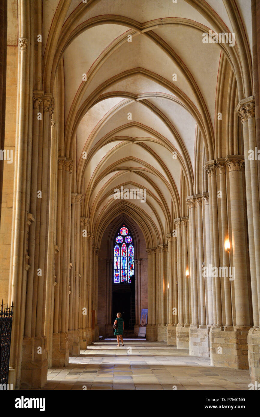 Interior cathedral notre dame coutances hi-res stock photography and ...