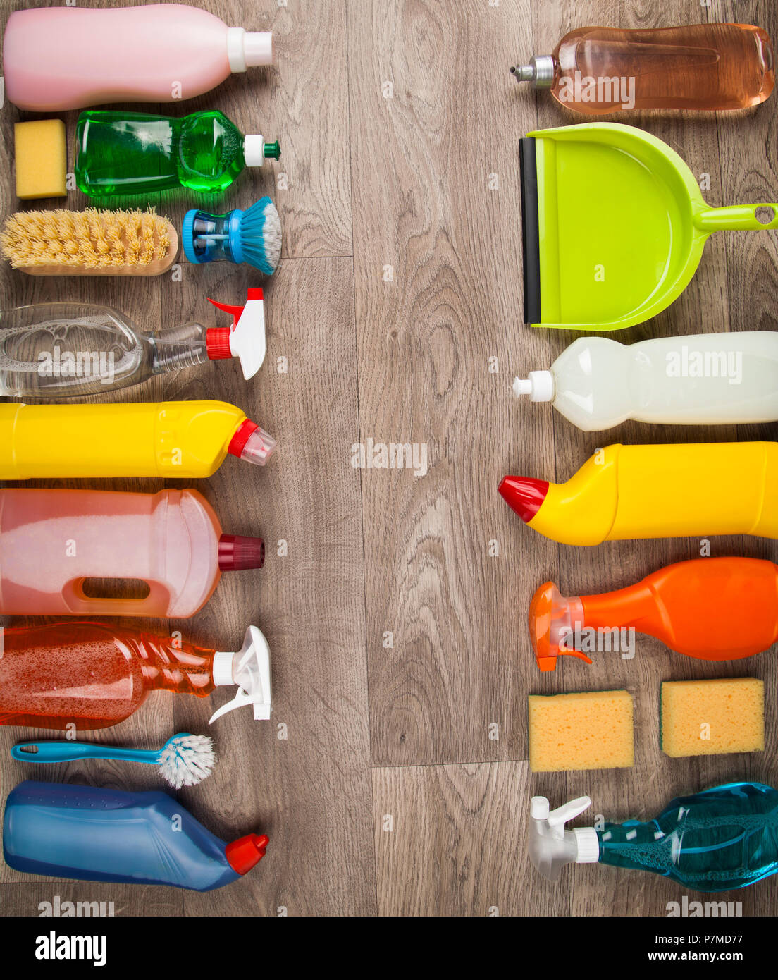 Set of cleaning products Stock Photo - Alamy