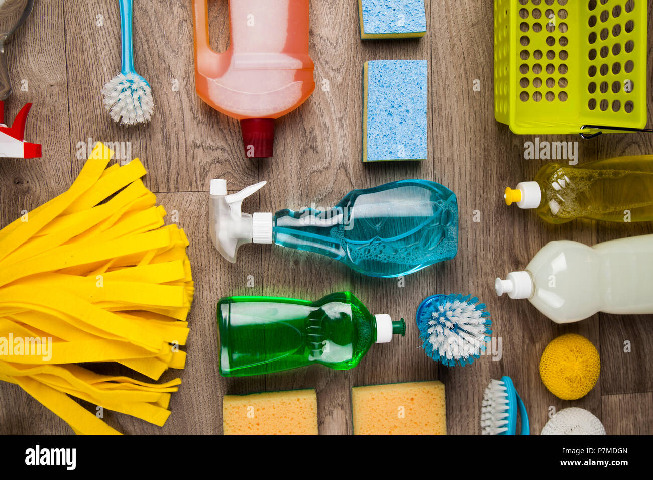 Set of cleaning products Stock Photo - Alamy