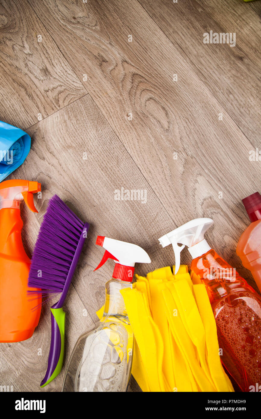Set of cleaning products Stock Photo - Alamy