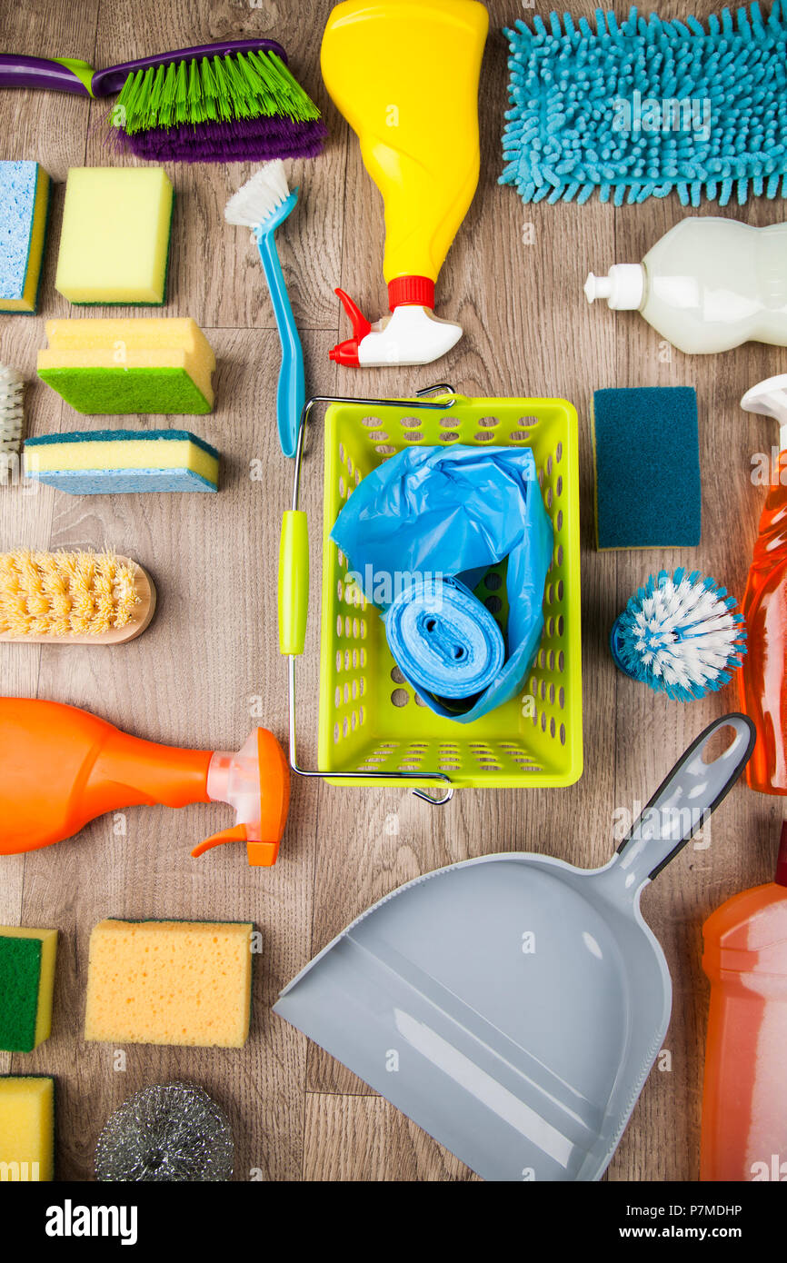 Set of cleaning products Stock Photo - Alamy