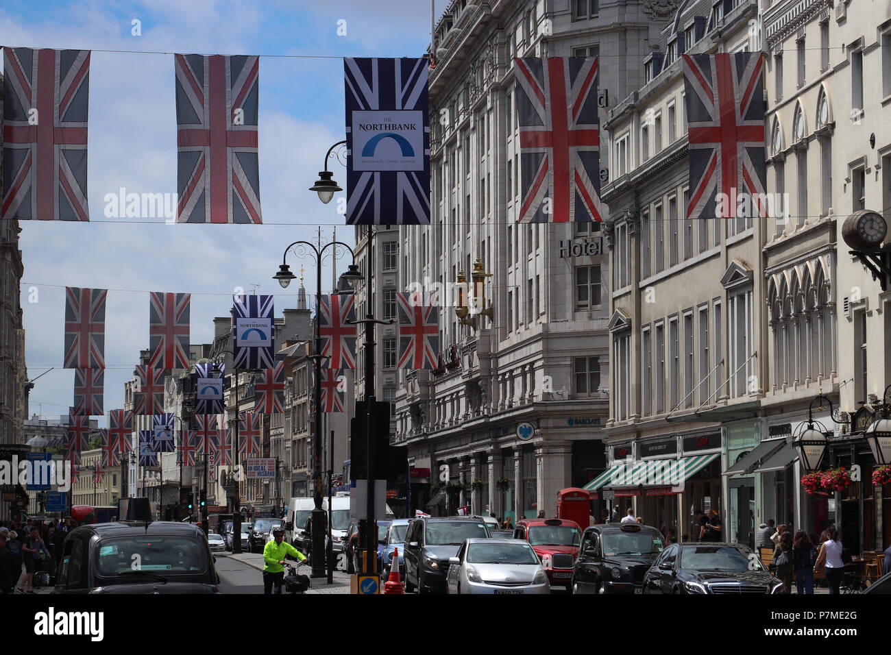 Flags strand hi-res stock photography and images - Alamy