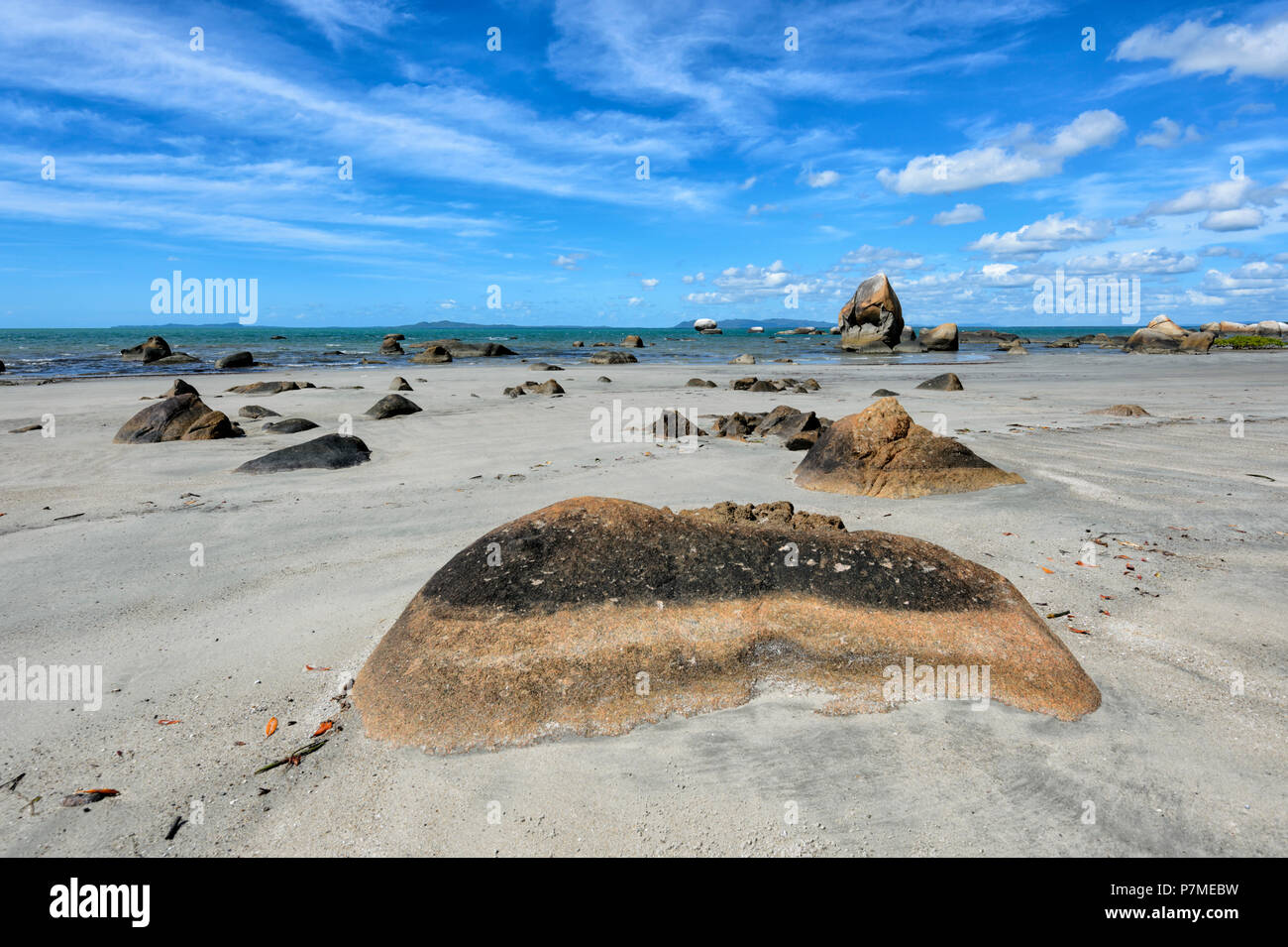 Interesting rock formations at Quintell Beach, Lockhart River, Cape ...