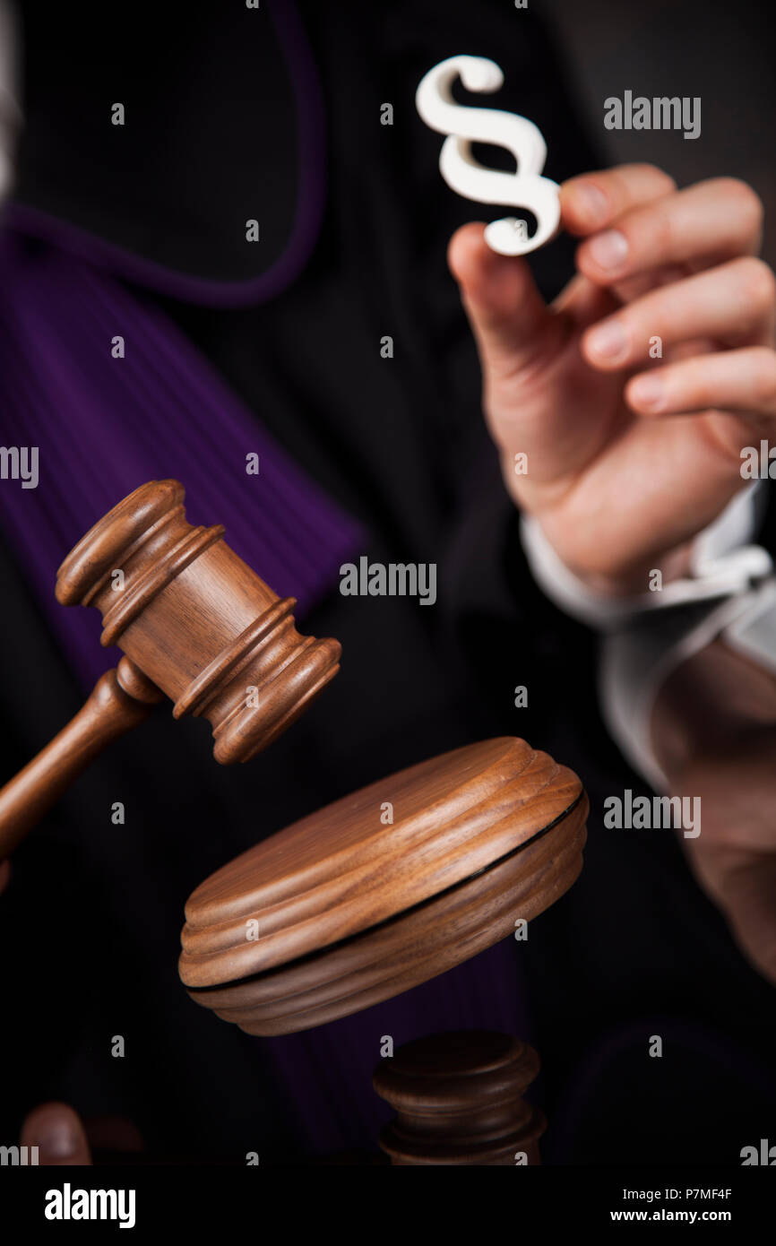 Court gavel,Law theme, mallet of justice, Paragraph Stock Photo - Alamy