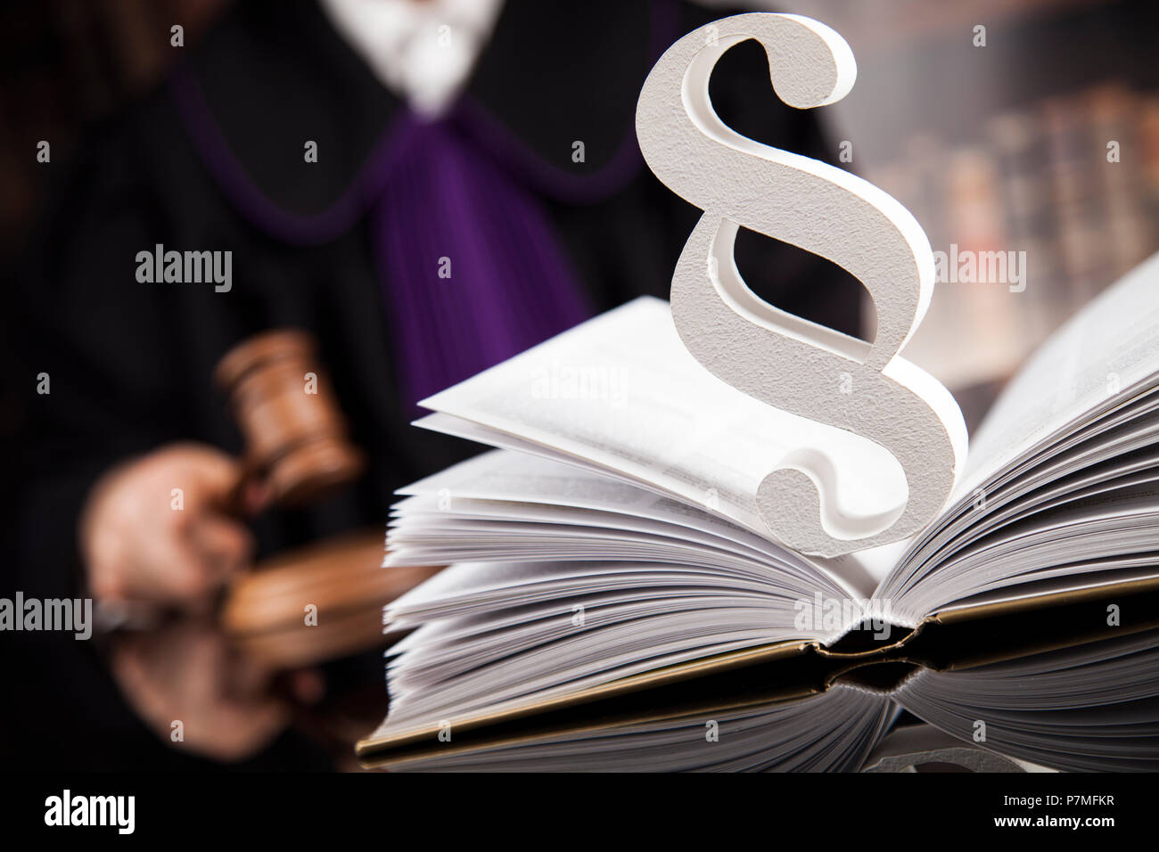 Courtroom, Law theme, mallet of the justice Stock Photo - Alamy