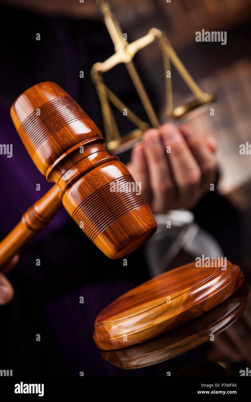 Judge, male judge in a courtroom striking the gavel Stock Photo - Alamy