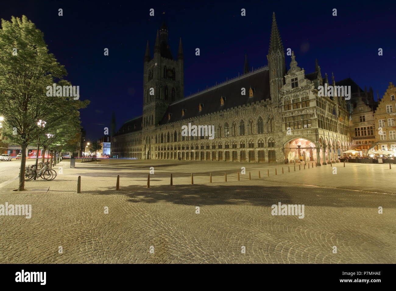Ypres architecture hi-res stock photography and images - Alamy