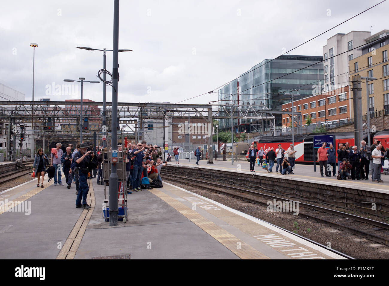 Railway enthusiasts hi-res stock photography and images - Alamy