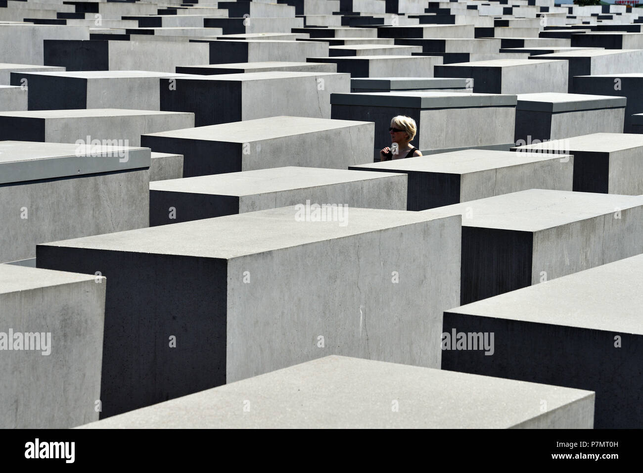 Holocaust mahnmal hi-res stock photography and images - Alamy