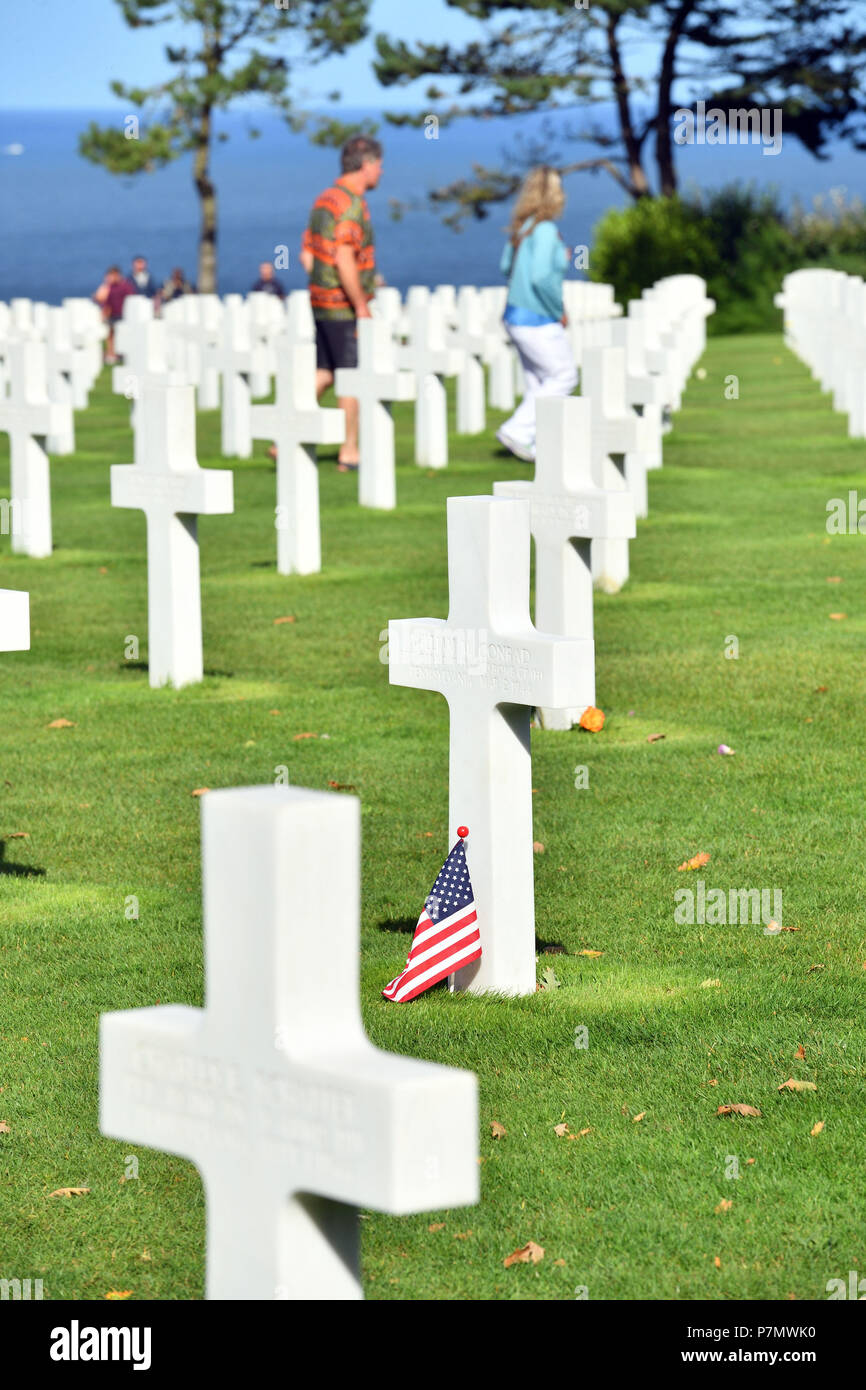 Normandy Cemetery American Flag High Resolution Stock Photography and ...