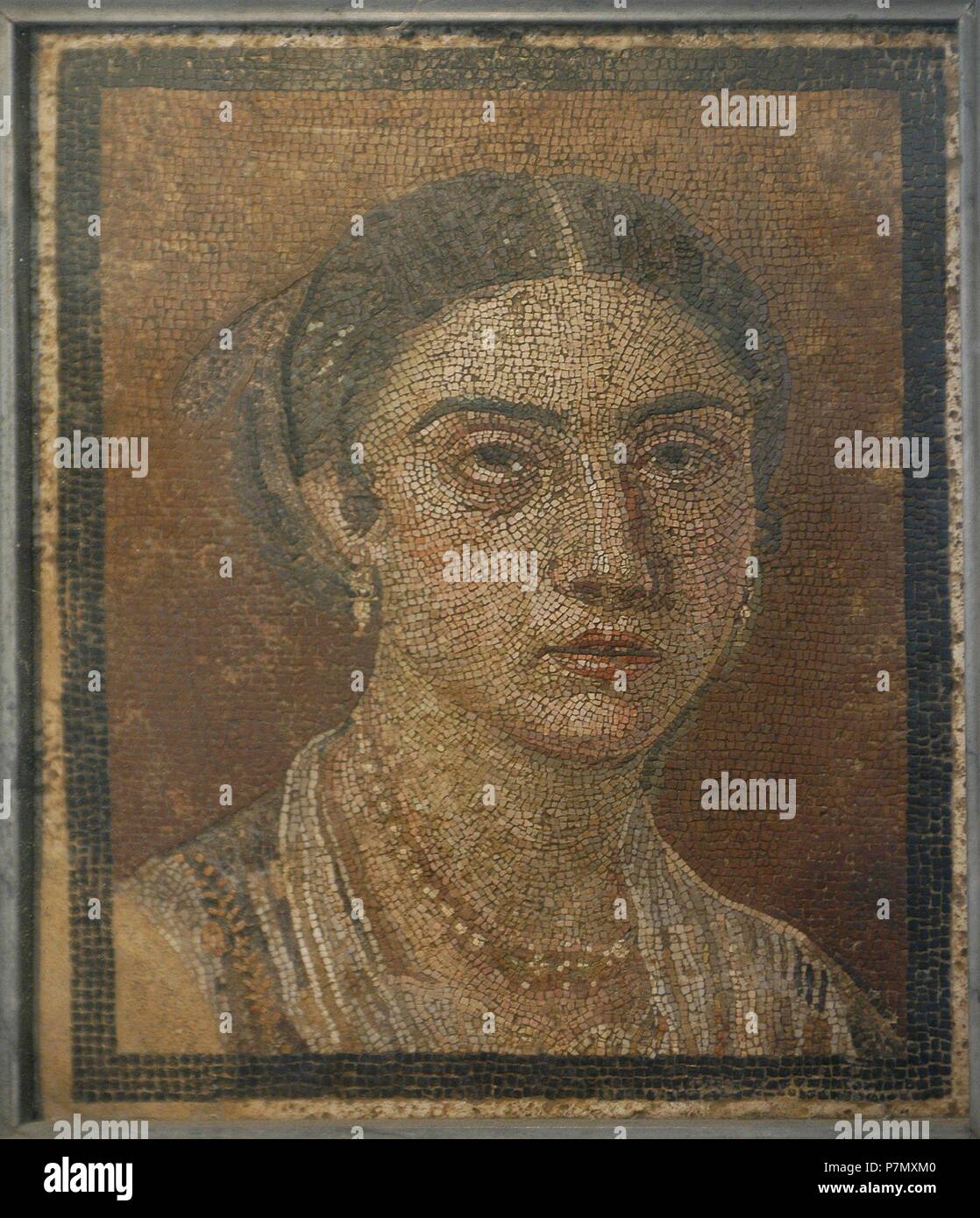 MOSAICO POMPEYANO - RETRATO FEMENINO. Location: NATIONAL MUSEUM OF ...