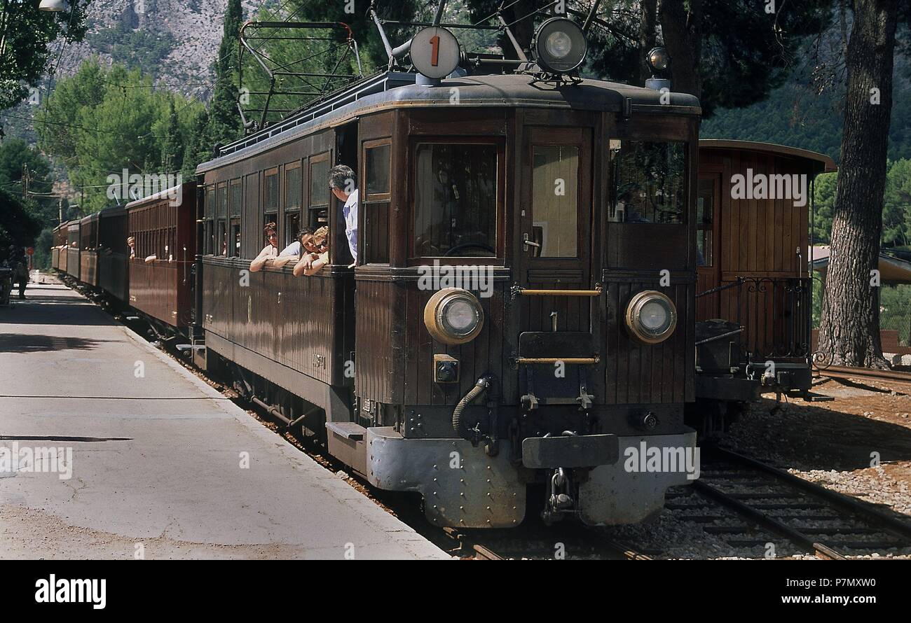 Tren De Soller En Mallorca _ Train Palma Soller Majorque – BLVB