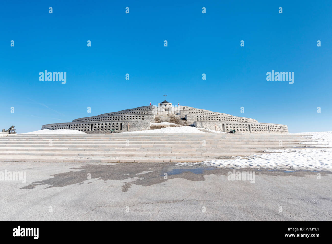 Monte grappa hi-res stock photography and images - Alamy