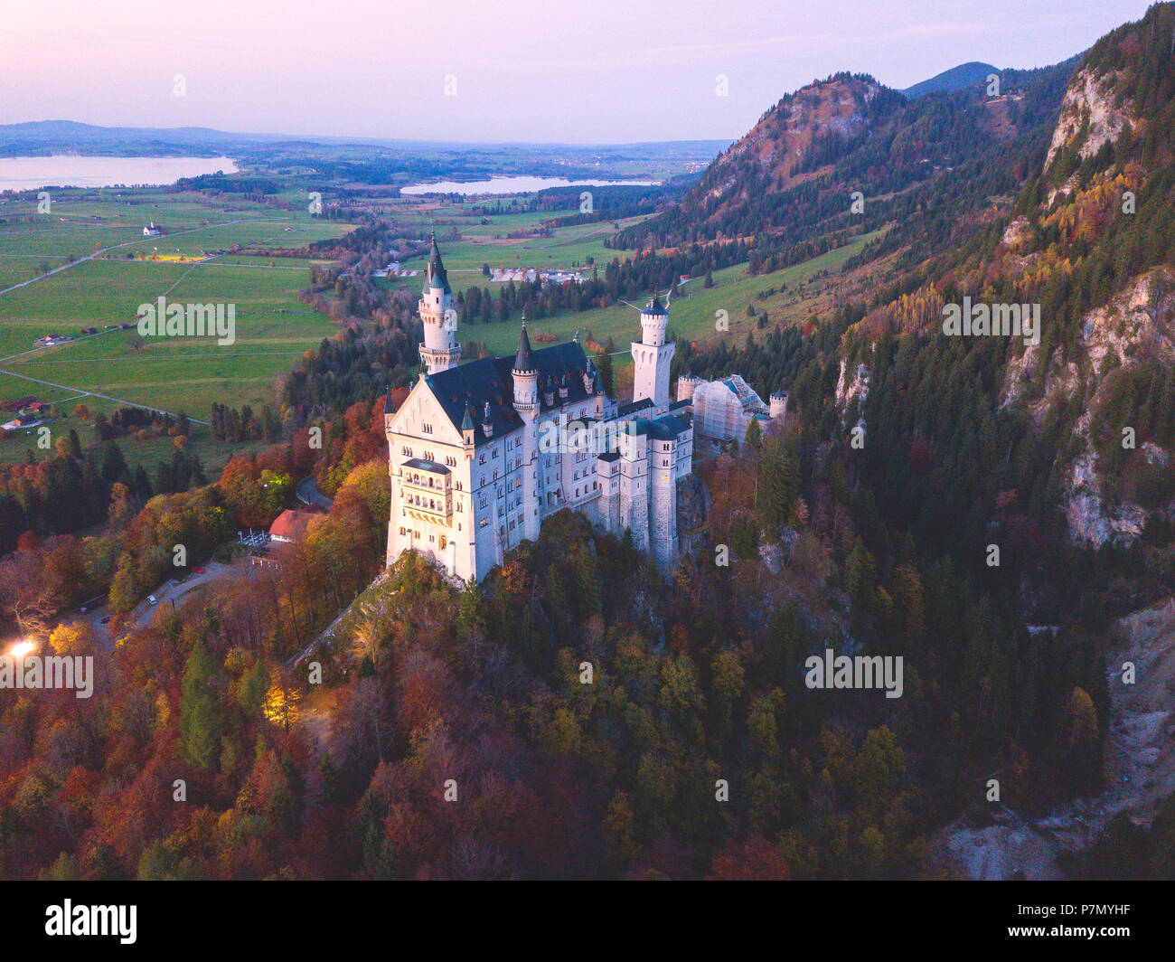 Neuschwanstein castle autumn hi-res stock photography and images - Alamy