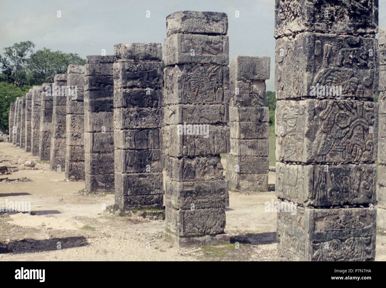 COLUMNAS (ARTE TOLTECA). Location: TEMPLE OF THE WARRIORS, CHICHEN ITZA ...