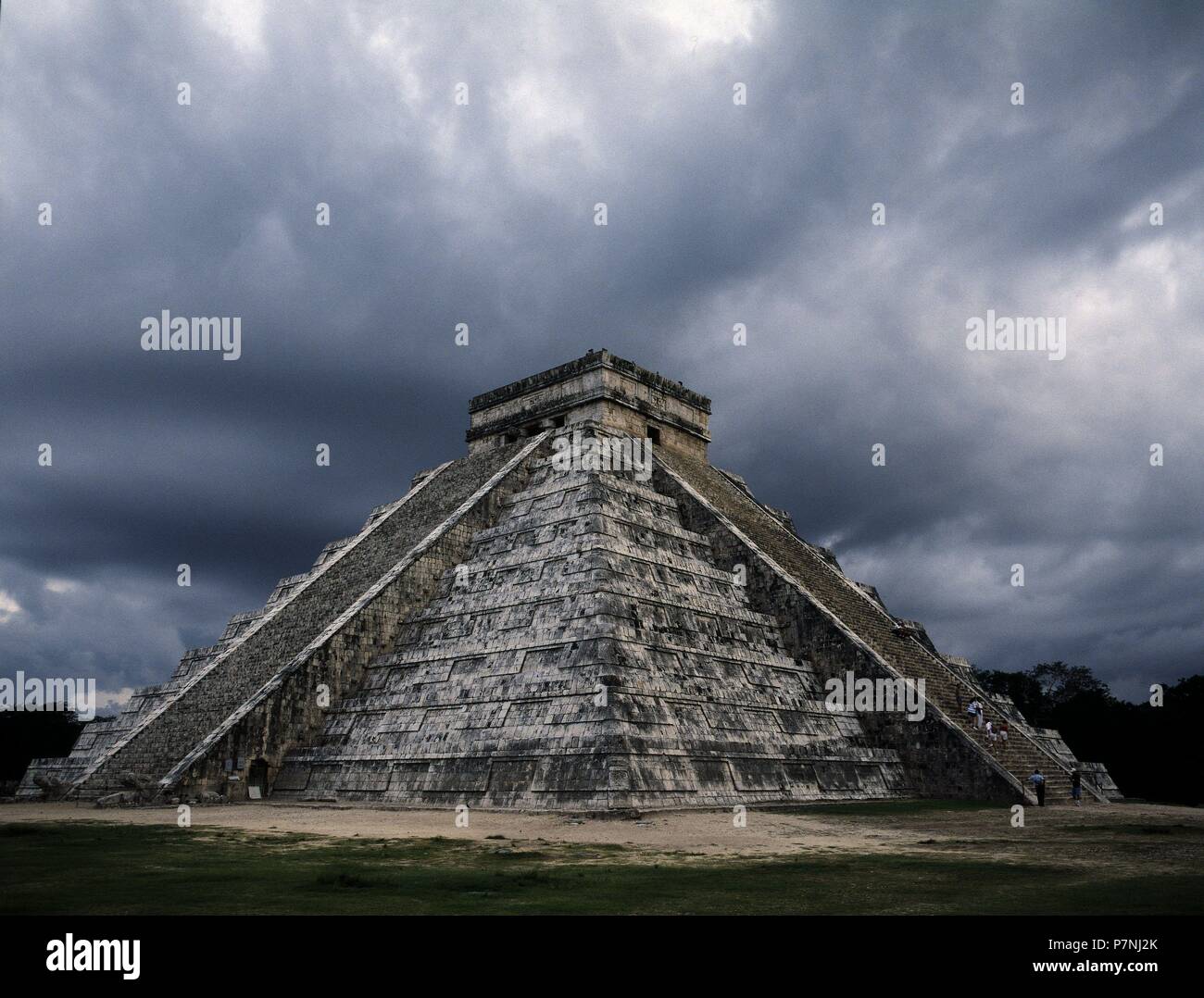 TEMPLO DE KUKULCAN O PIRAMIDE DE KUKULCAN CONOCIDO TAMBIEN POR EL NOMBRE DEL CASTILLO - SIGLO ...