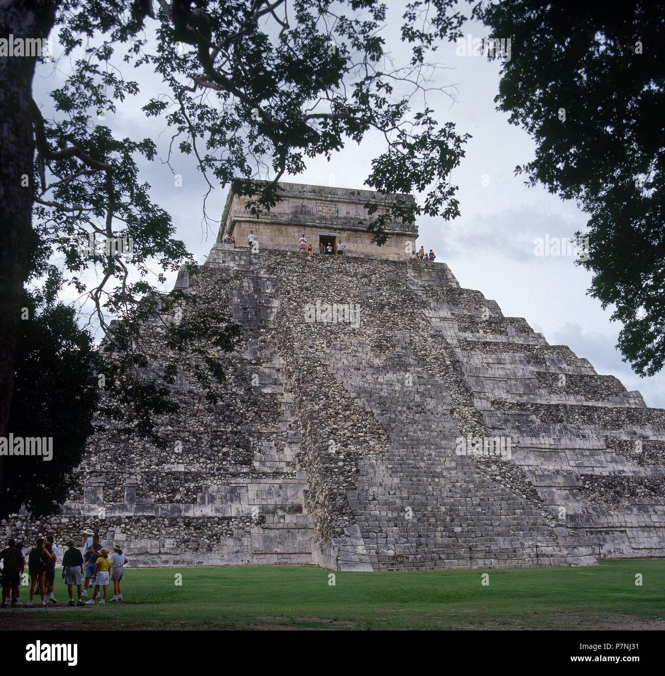 TEMPLO DE KUKULCAN O PIRAMIDE DE KUKULCAN CONOCIDO TAMBIEN POR EL ...