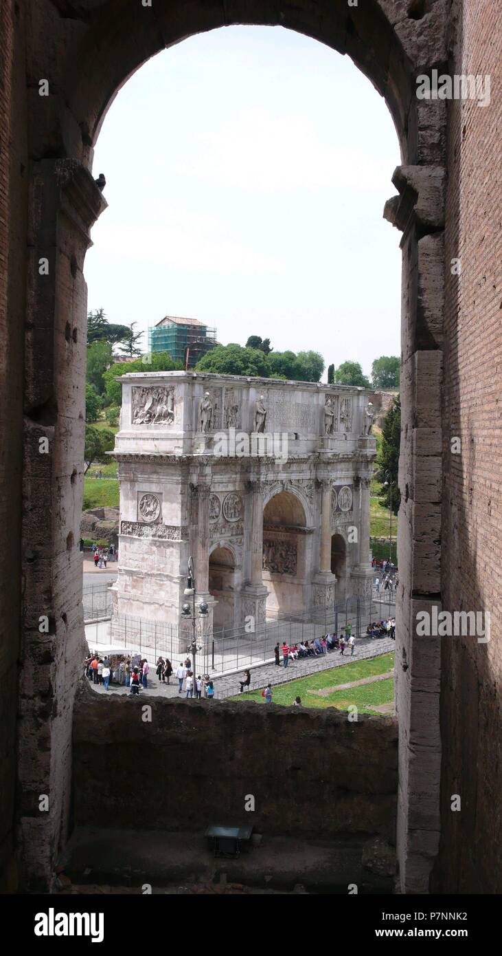 Vista del coliseo de roma hi-res stock photography and images - Alamy