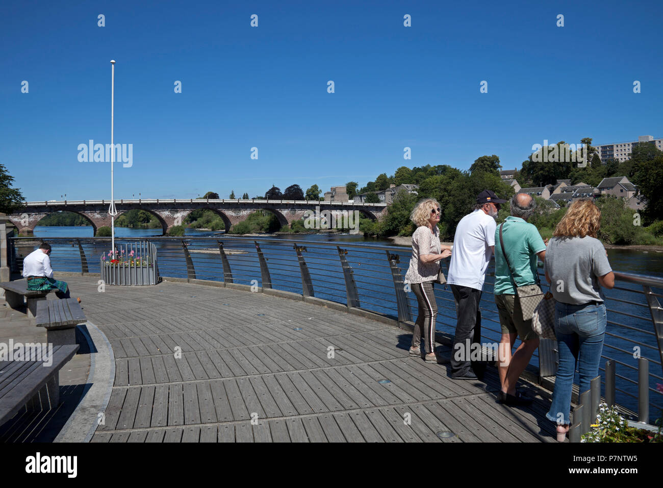 Perth scotland bridge hi-res stock photography and images - Alamy