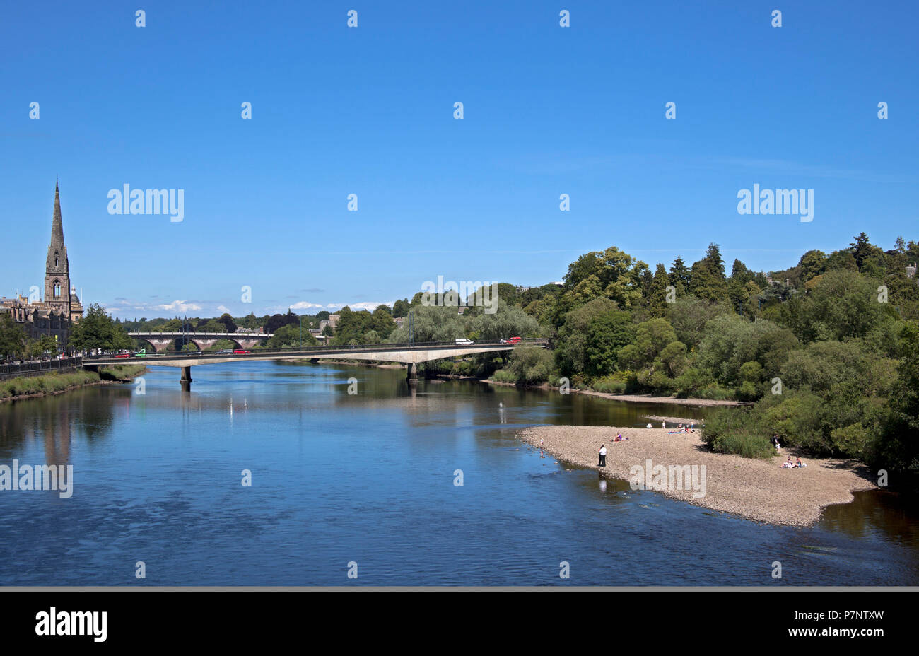 Perth scotland river hi-res stock photography and images - Alamy