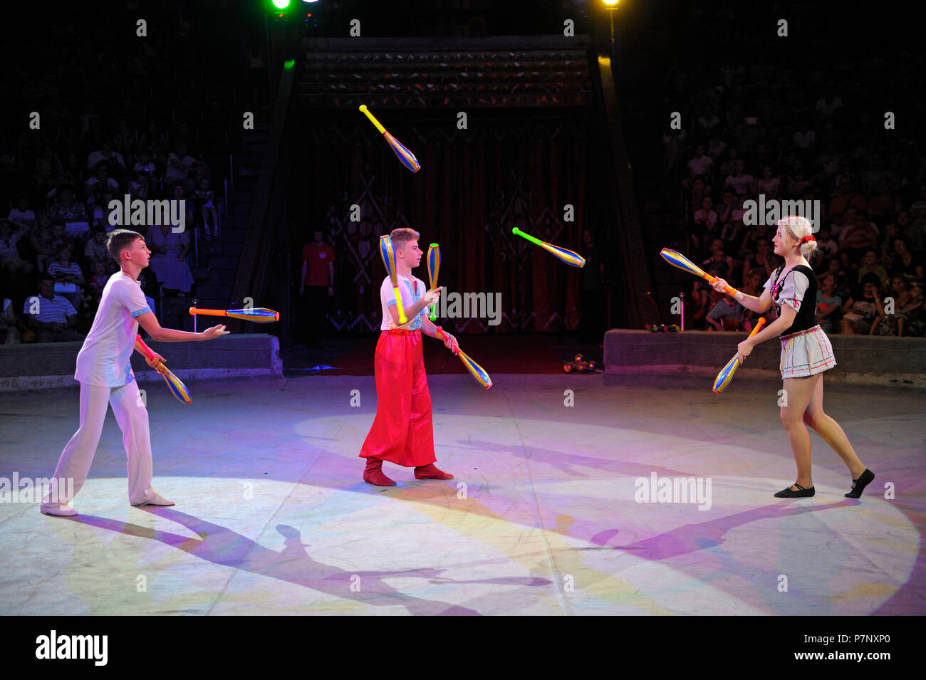Jugglers High Resolution Stock Photography and Images - Alamy