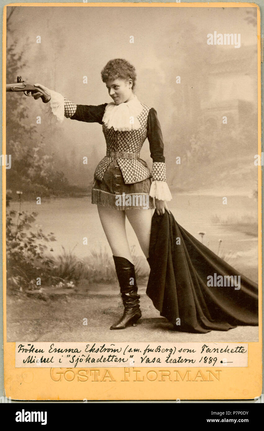 Fanchette hi-res stock photography and images - Alamy