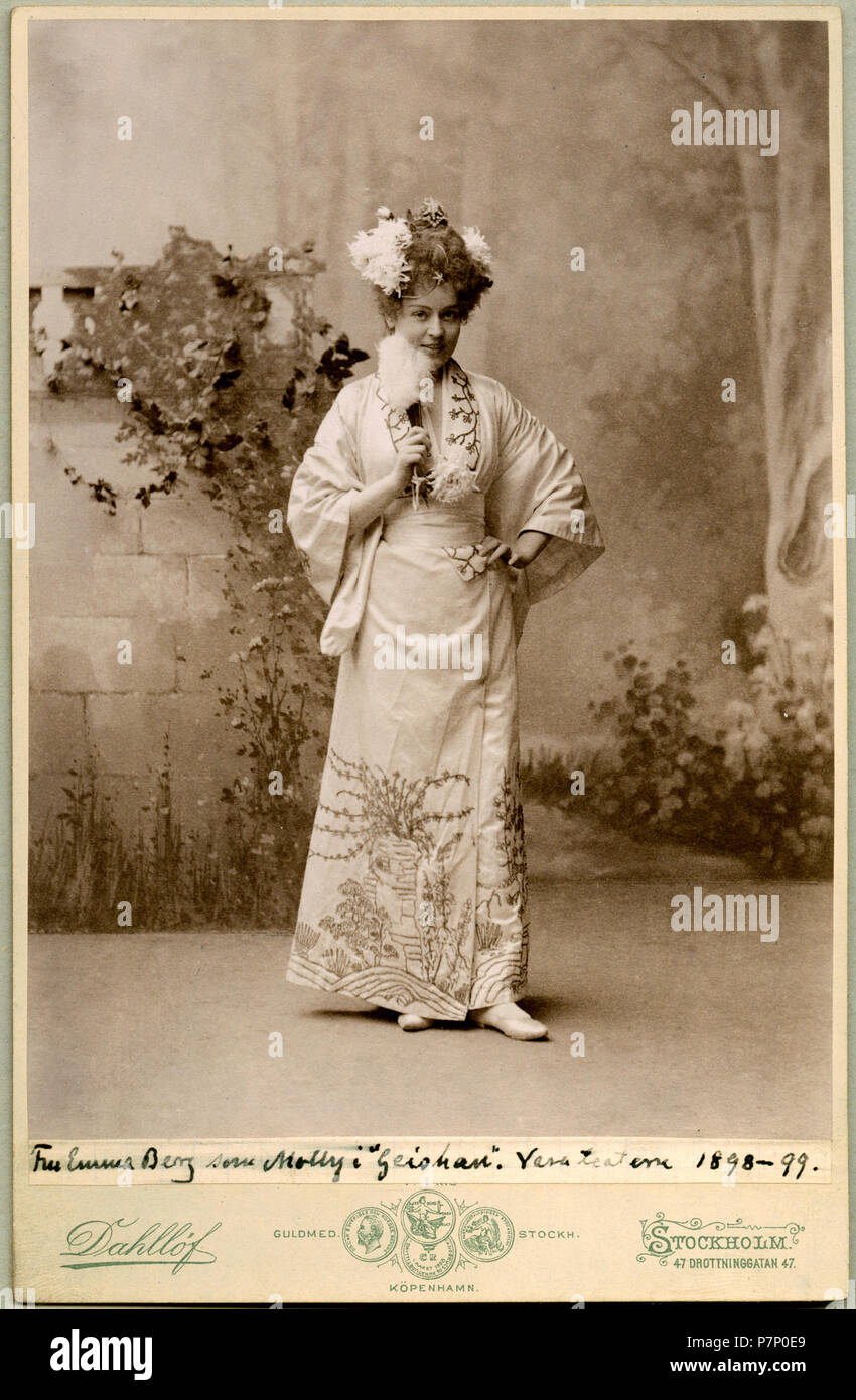 Emma Berg som Molly i Geishan, Vasateatern 1898 145 Emma Berg ...