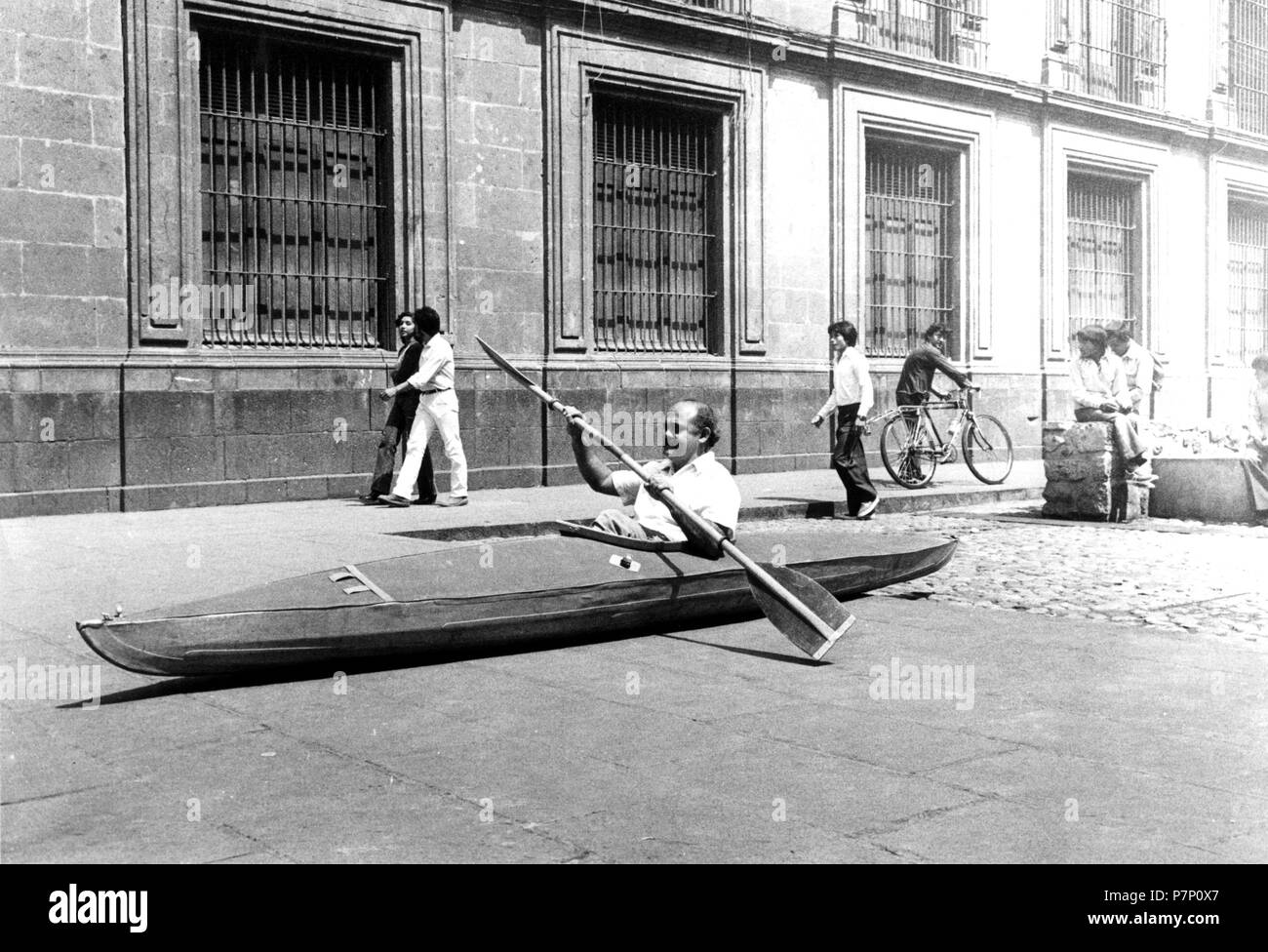 Kayak on street, Mexico City, Mexico Stock Photo - Alamy