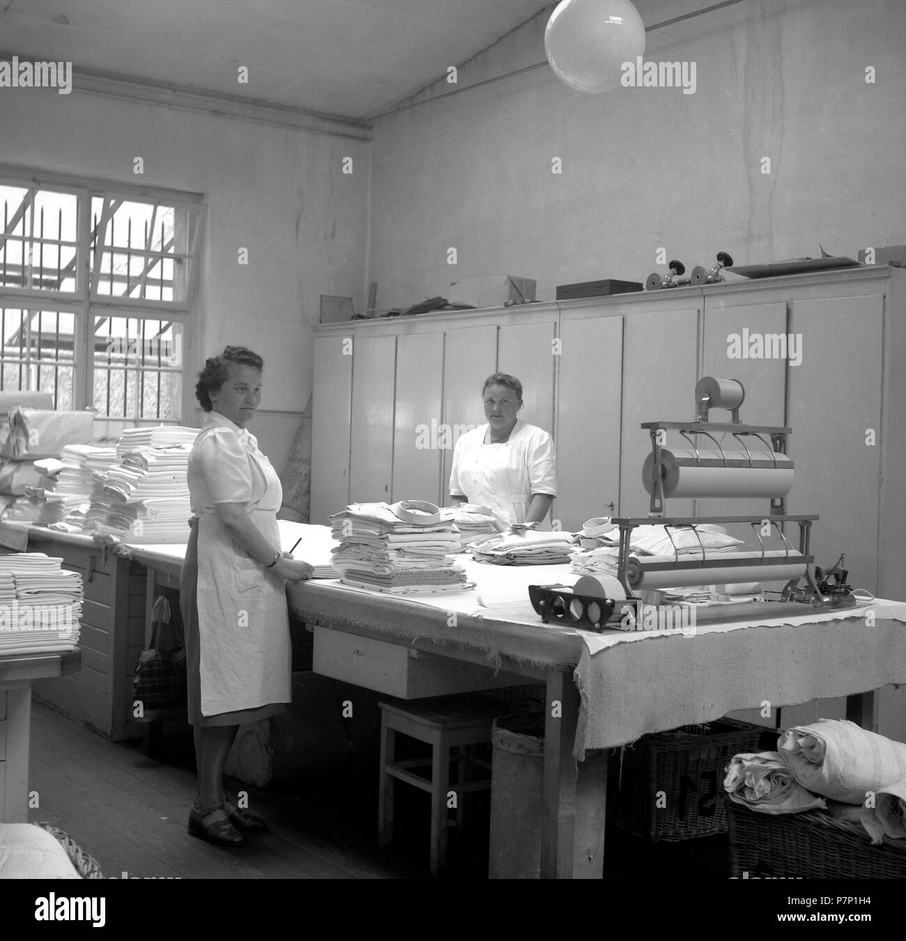 People at workplace germany Black and White Stock Photos & Images - Alamy