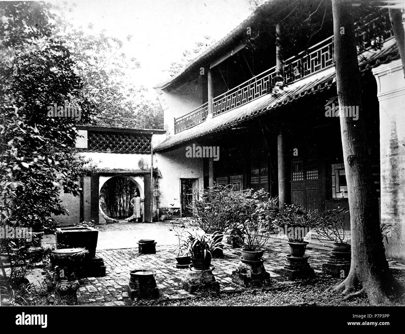 English: photo from Photographic Views of Canton . 18931919 309 ...