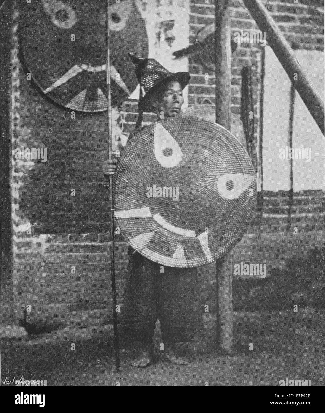 English: photo from Through China with a camera 中文: fill later . before ...