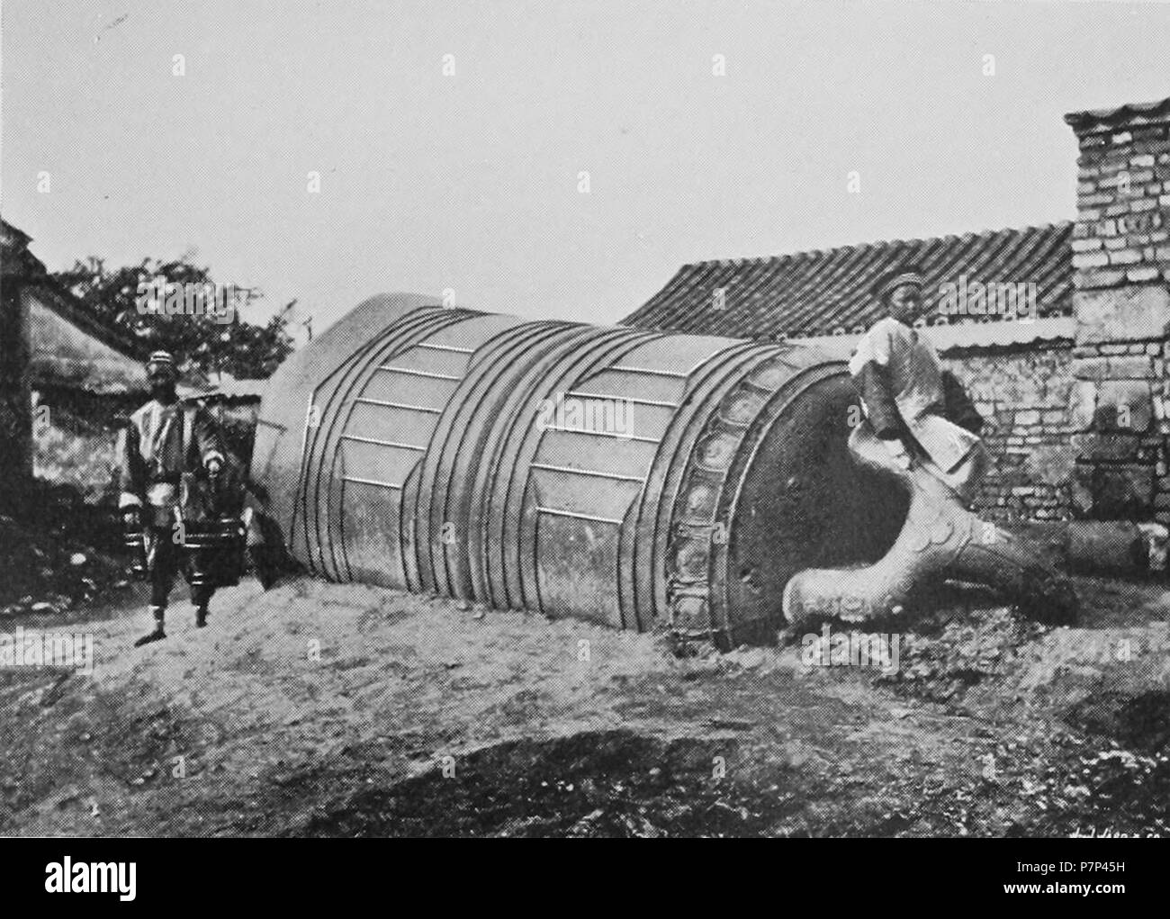 Bell structures hi-res stock photography and images - Alamy