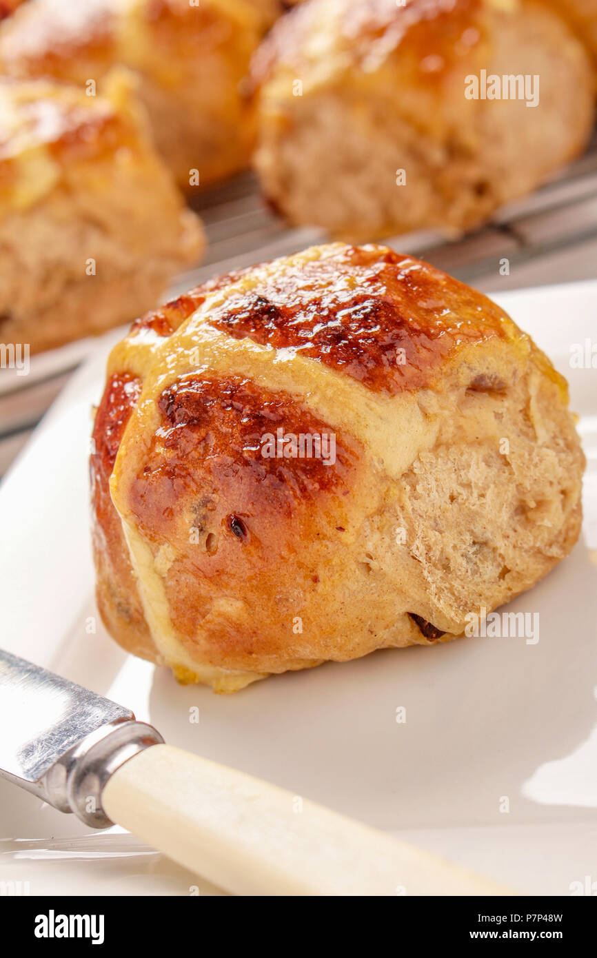 fresh baked bread hot cross buns Stock Photo - Alamy