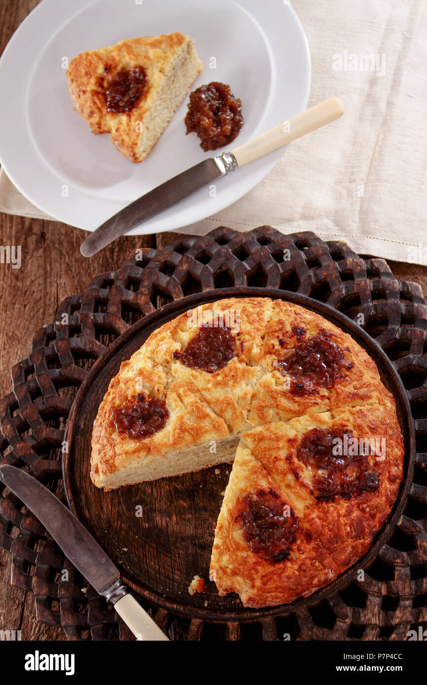 large sharing savoury scone bread Stock Photo - Alamy