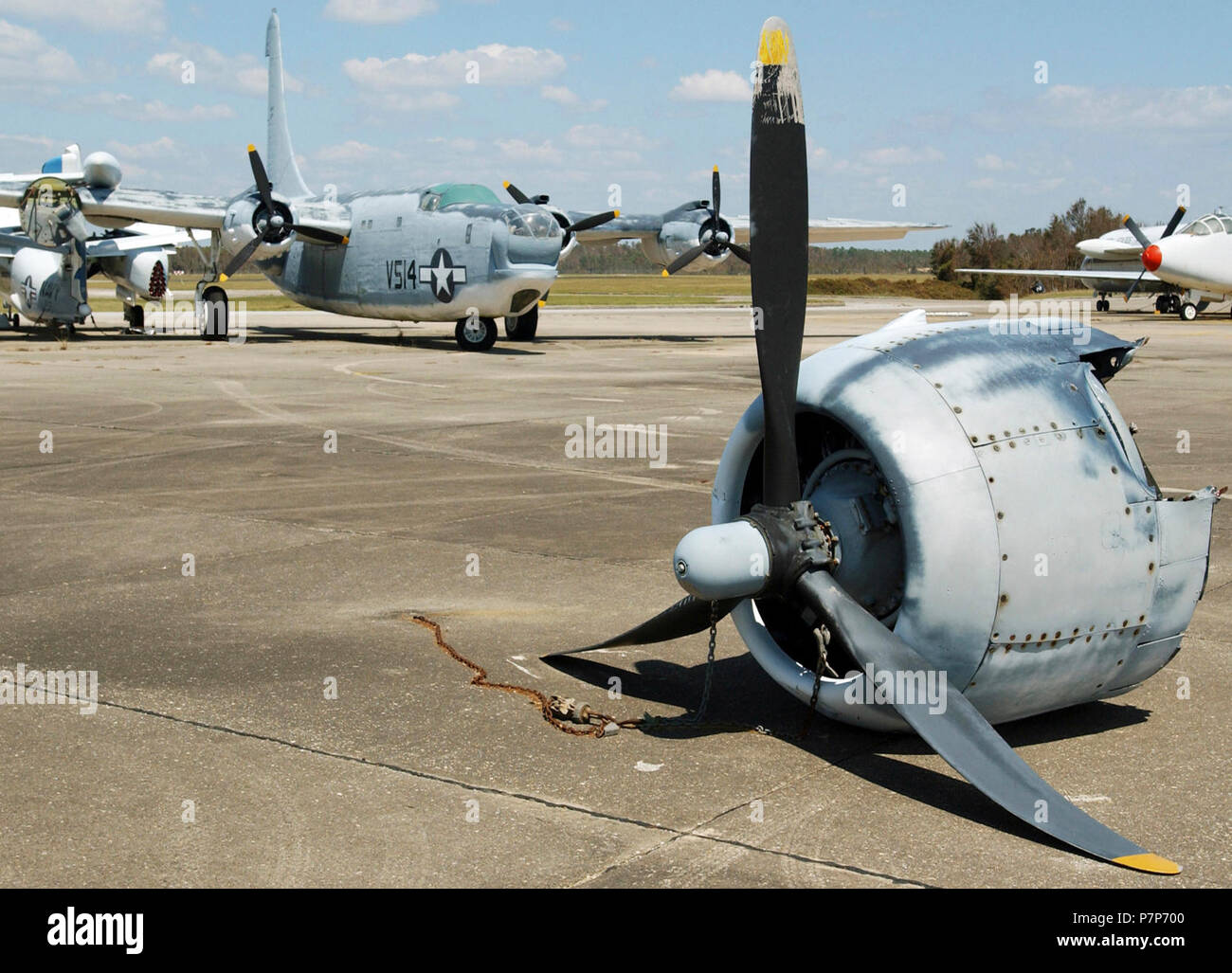 Pratt whitney r 1830 hi-res stock photography and images - Alamy