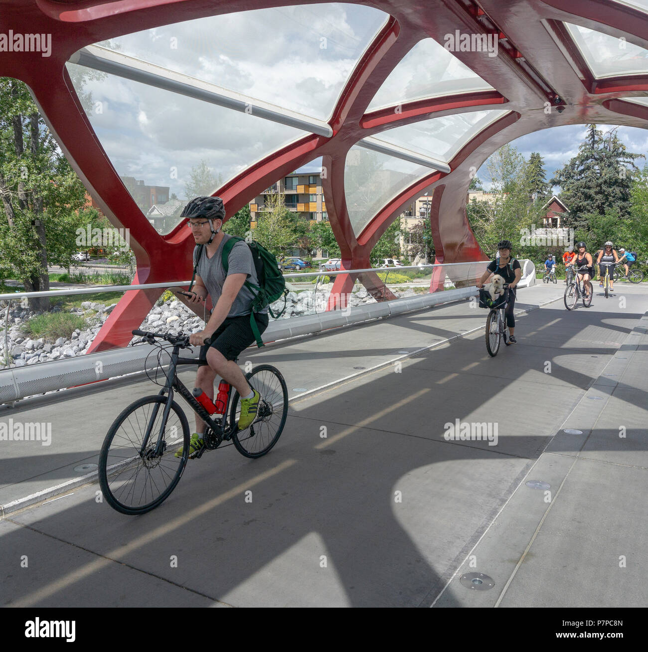 Canada biking hi-res stock photography and images - Alamy