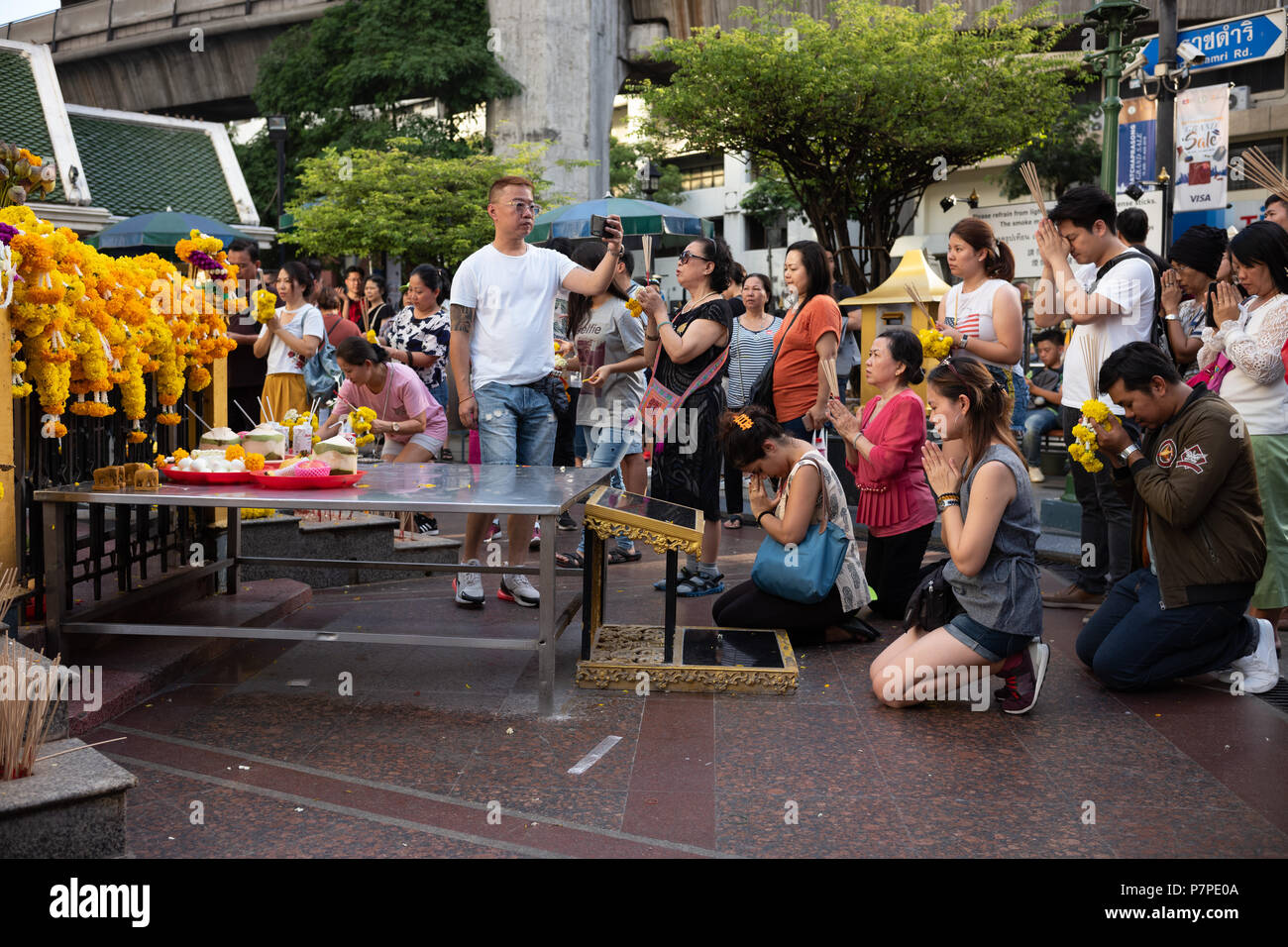 Erawan Shrine, Bangkok Stock Photo - Alamy