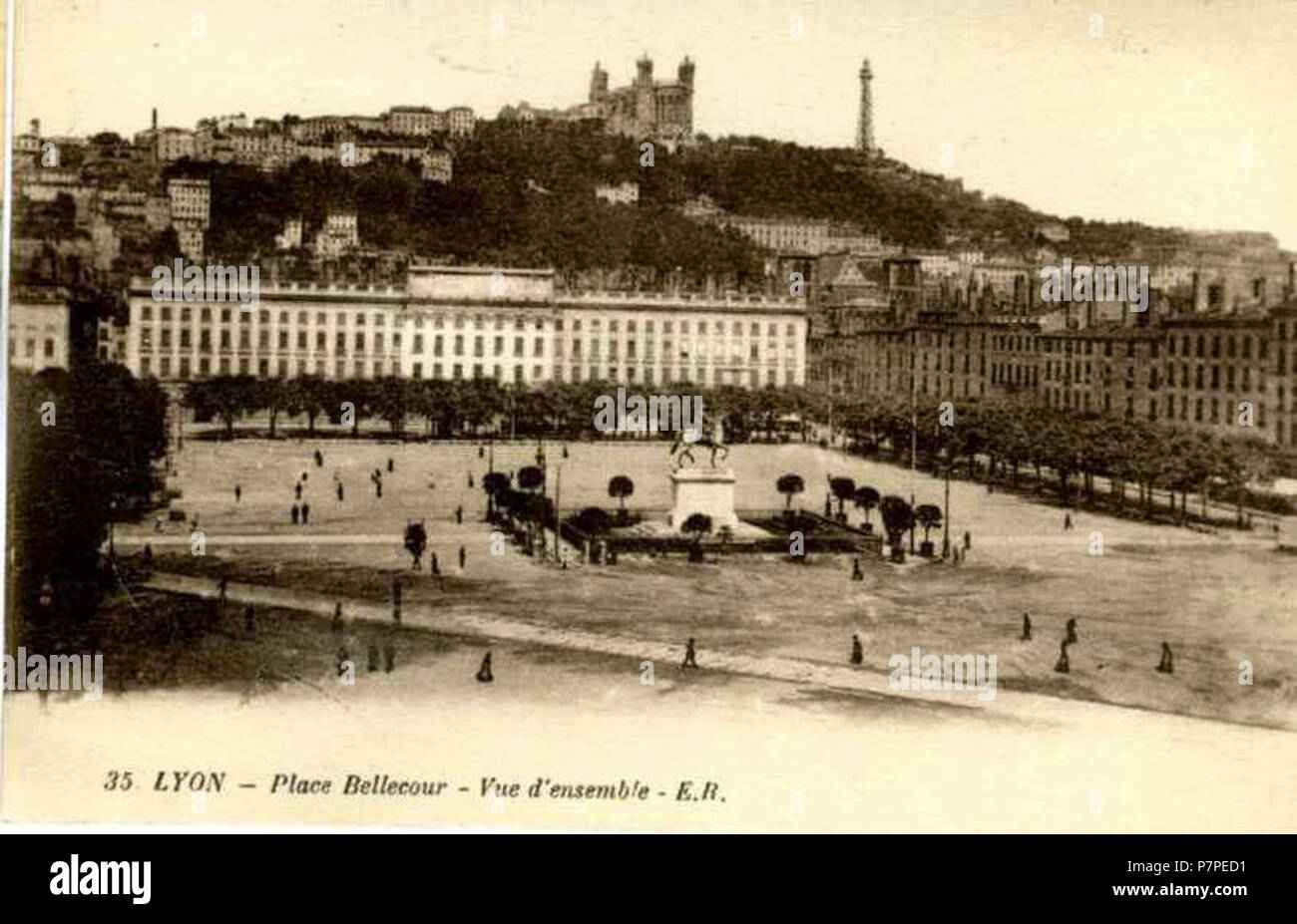 35 Lyon, Place Bellecour, Vue d'ensemble (Place Bellecour, Overview ...