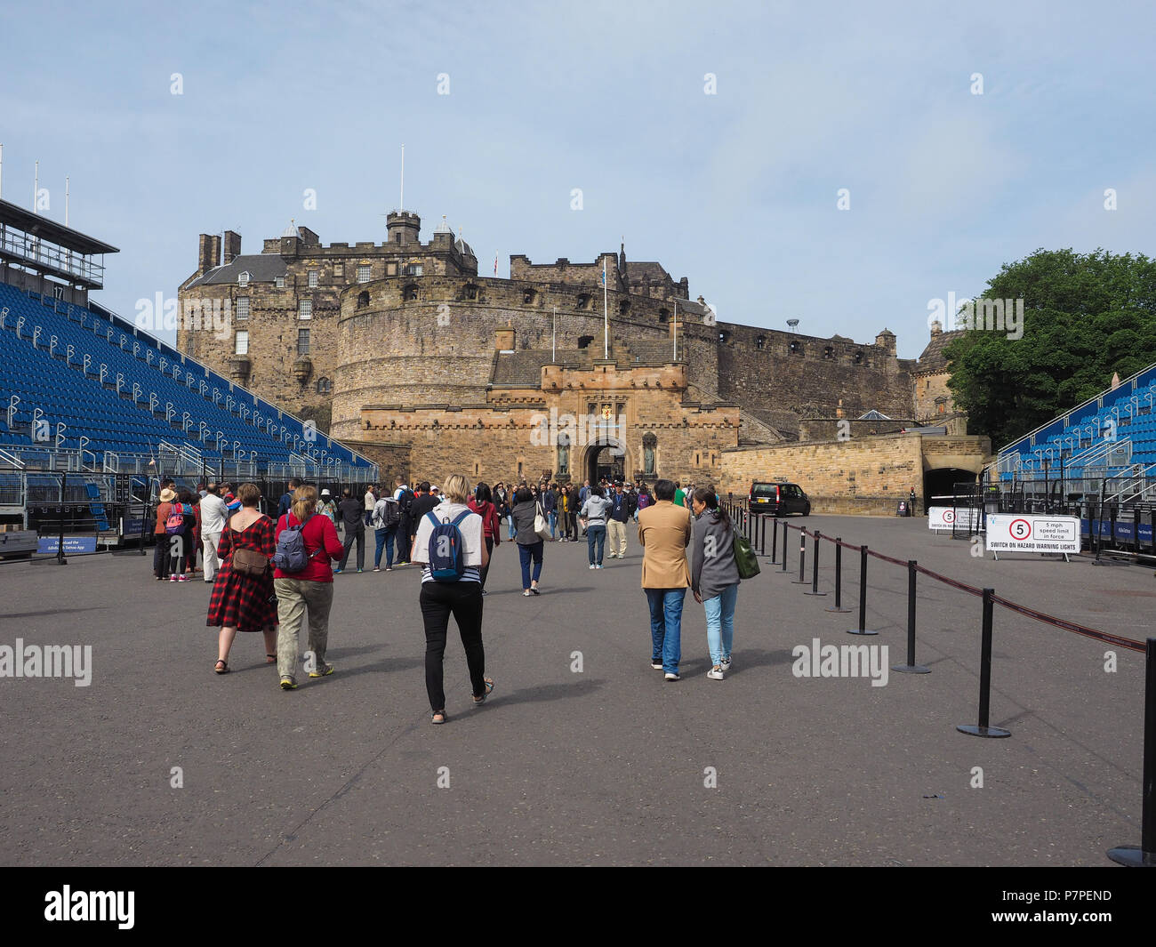 EDINBURGH, UK - CIRCA JUNE 2018: Tourists visiting Edinburgh castle ...