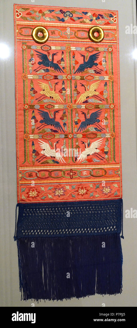 Apron costume dc hi-res stock photography and images - Alamy