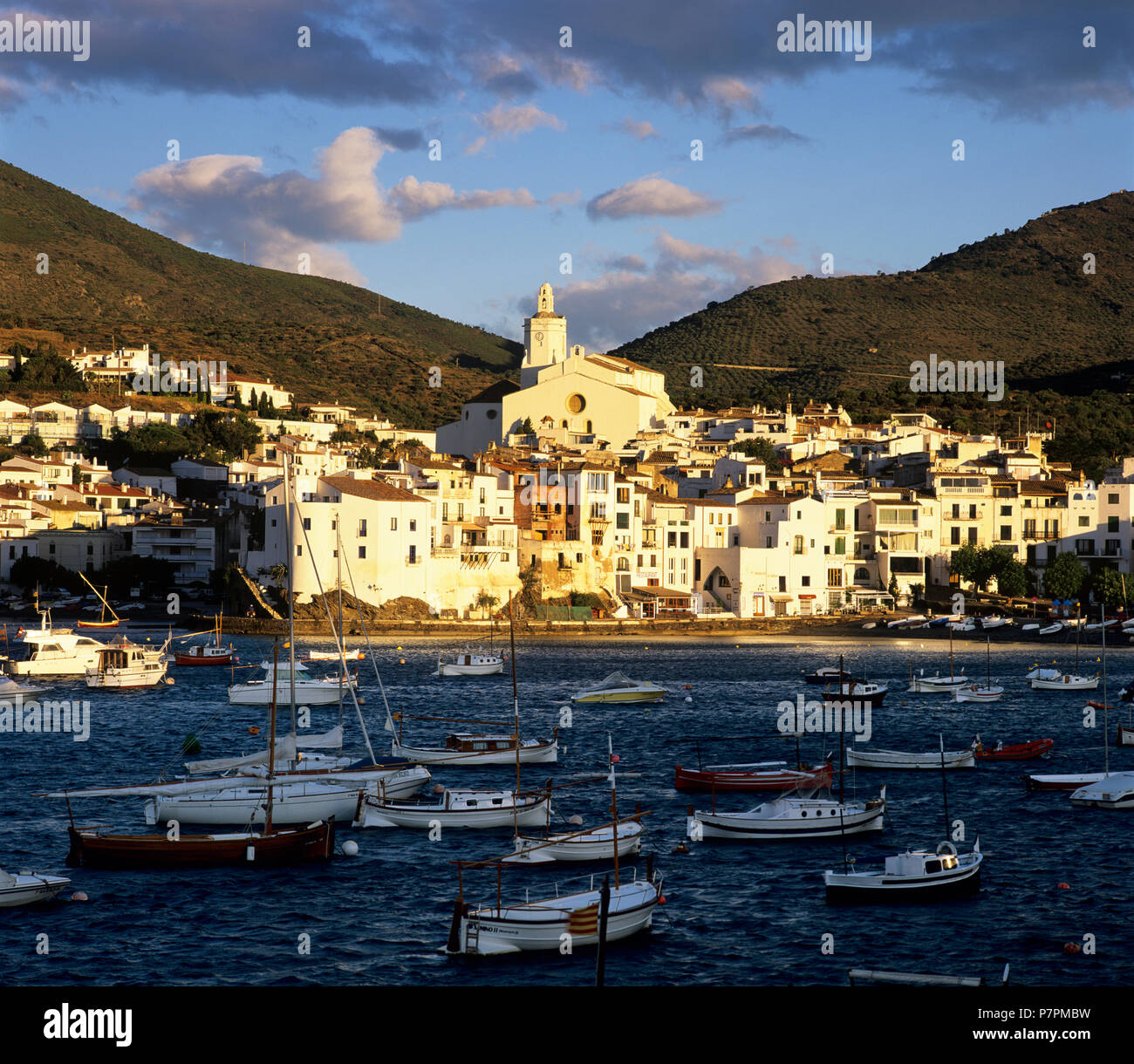 Cadaques boats hi-res stock photography and images - Alamy